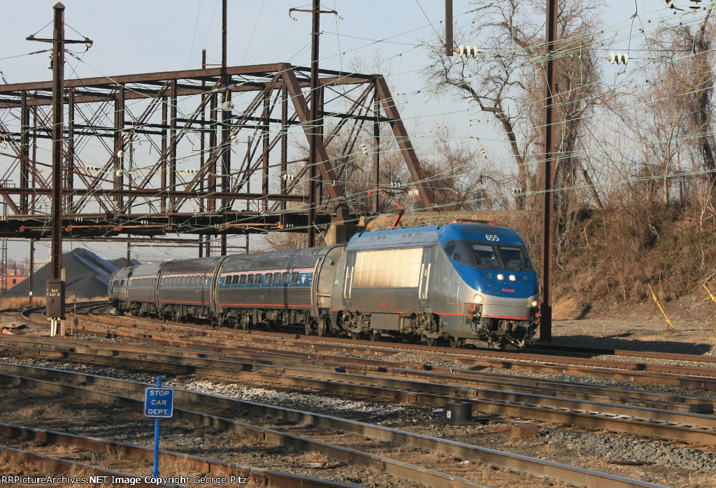 Amtrak train 86(8)